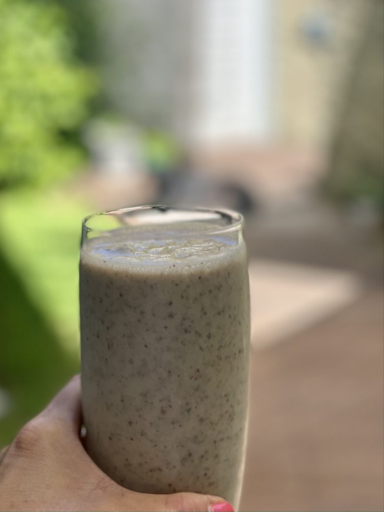 Frozen Raspberry Smoothie - Recipes by Fresh Kitchen | Food Recipes ...