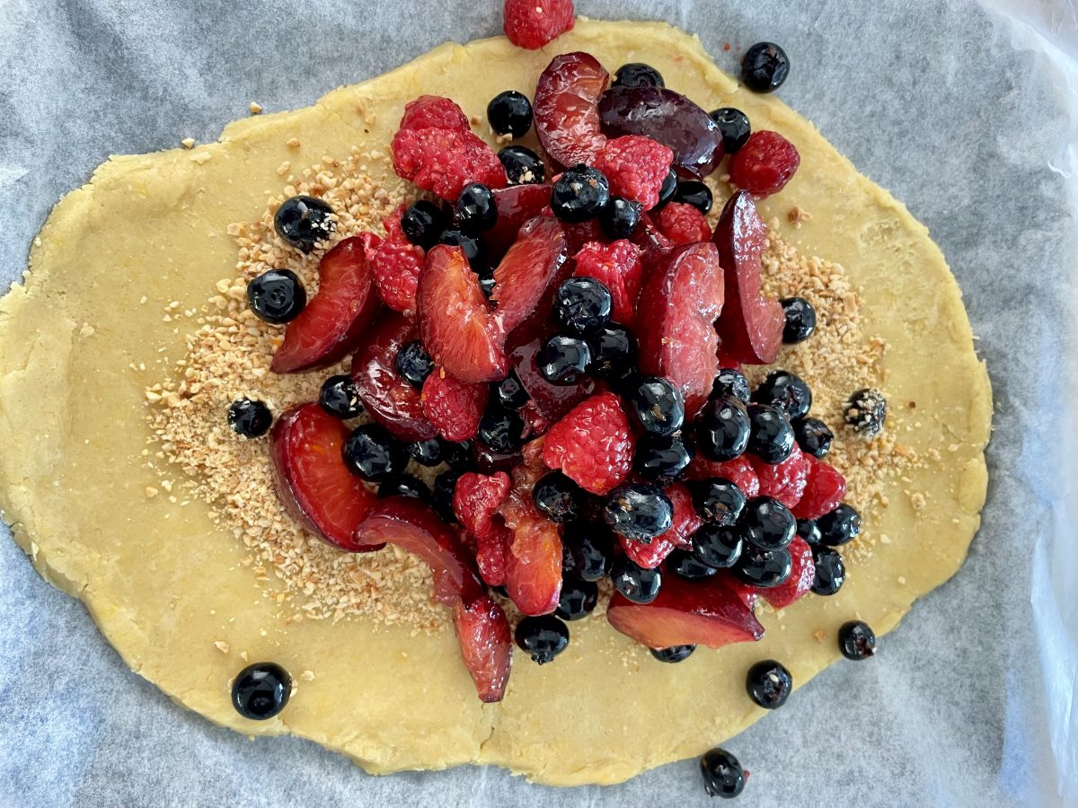 Raspberry Plum Pie - Recipes by Fresh Kitchen | Food Recipes South Africa